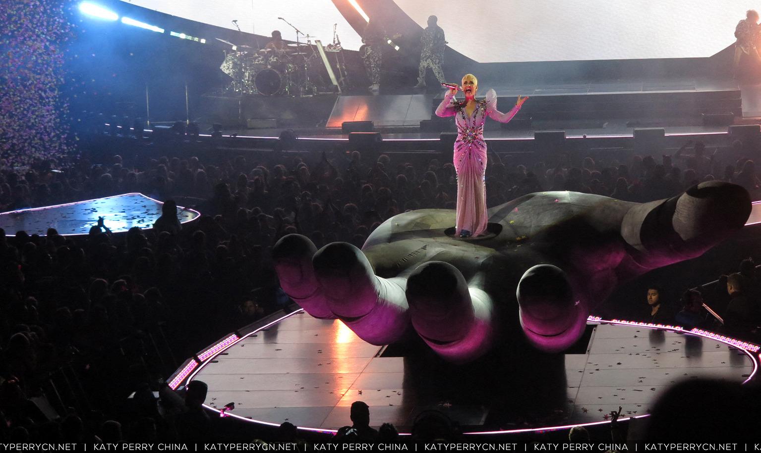 Witness The Tour | Perth, Australia - July 24, 2018 - 演出 - Katy Perry ...
