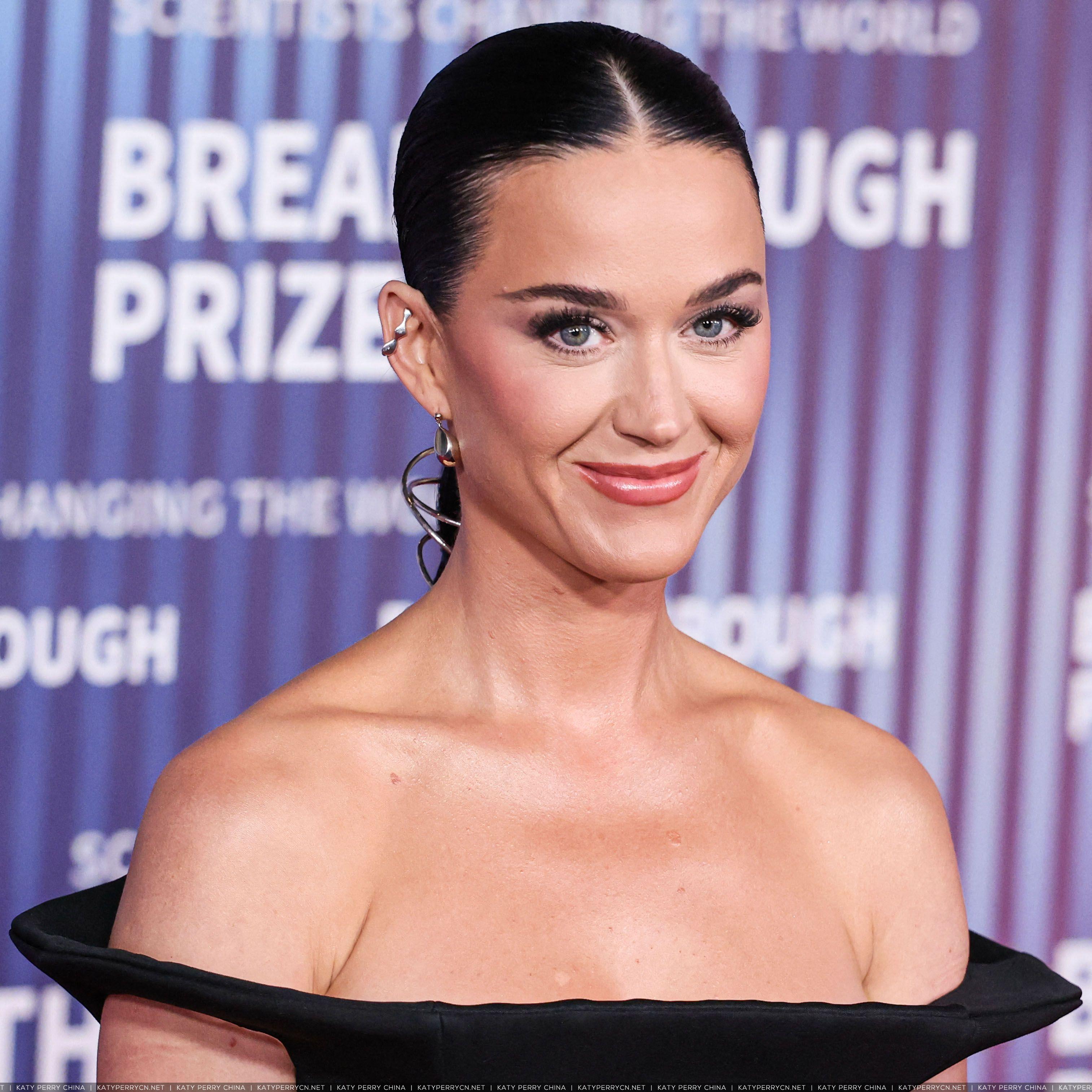 第十届 突破奖 颁奖典礼 - 红地毯 - 活动 - Katy Perry China 凯蒂佩芮中国歌迷会